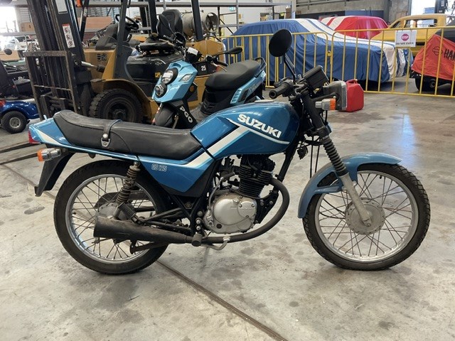 Suzuki GS125 Motorcycle Auction (0041-9054152) | Grays Australia
