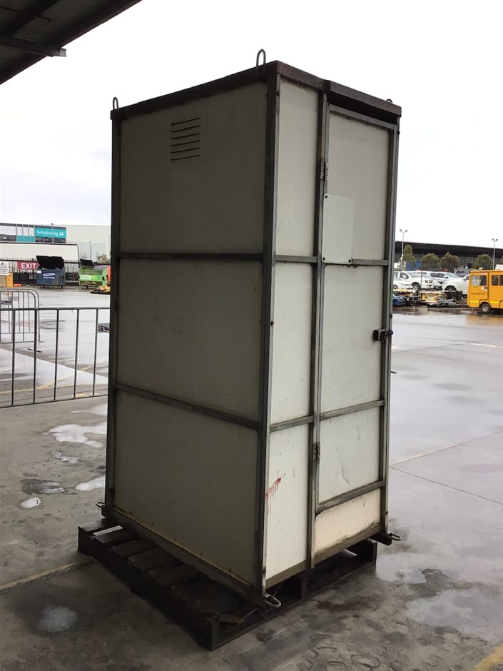 1 x Portable Toilet. Auction (0001-3029636) | Grays Australia