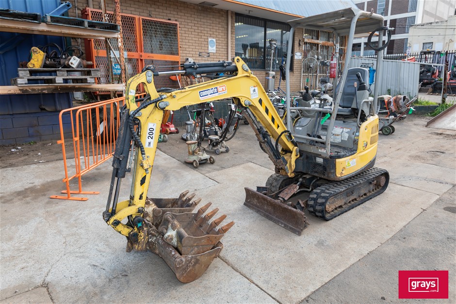 YANMAR CONSTRUCTION EQUIPMENT CO. VIO17 Crawler Dozer Auction (0033 ...