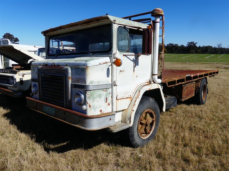 1970 International ACCO 220 Table Top Auction (0011-7052708) | Grays ...