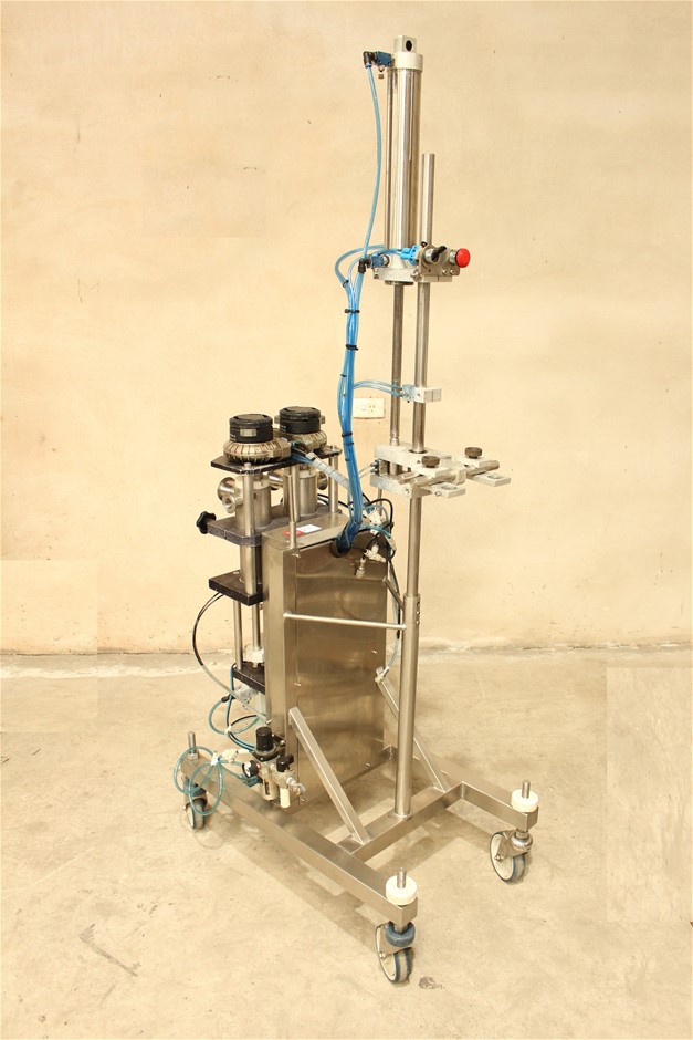 Dual Head Piston Liquid Filler with Bottom-Up Fill Auction (0027 ...