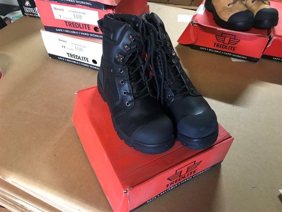 1x Pair of Tredlite Safety Boots Auction (0030-3029805) | Grays Australia