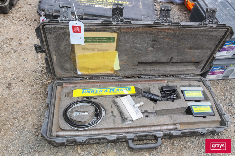 Tinker & Razor Spark Gas Pipe Tester Auction (0175-5057360) | Grays ...