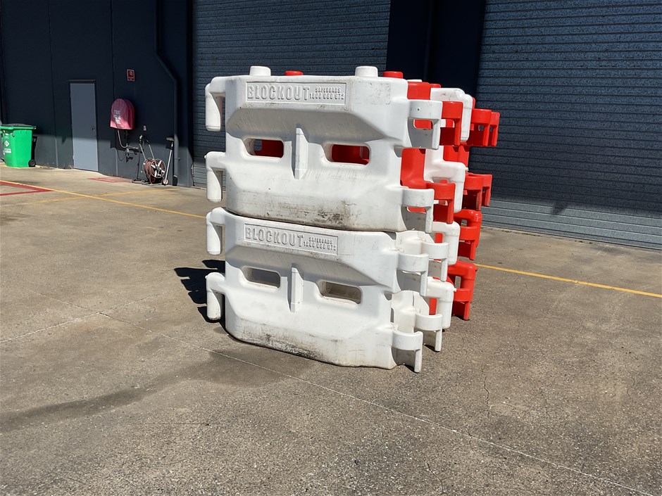 10 x Road Block Water Bollards Auction (0015-7056535) | Grays Australia