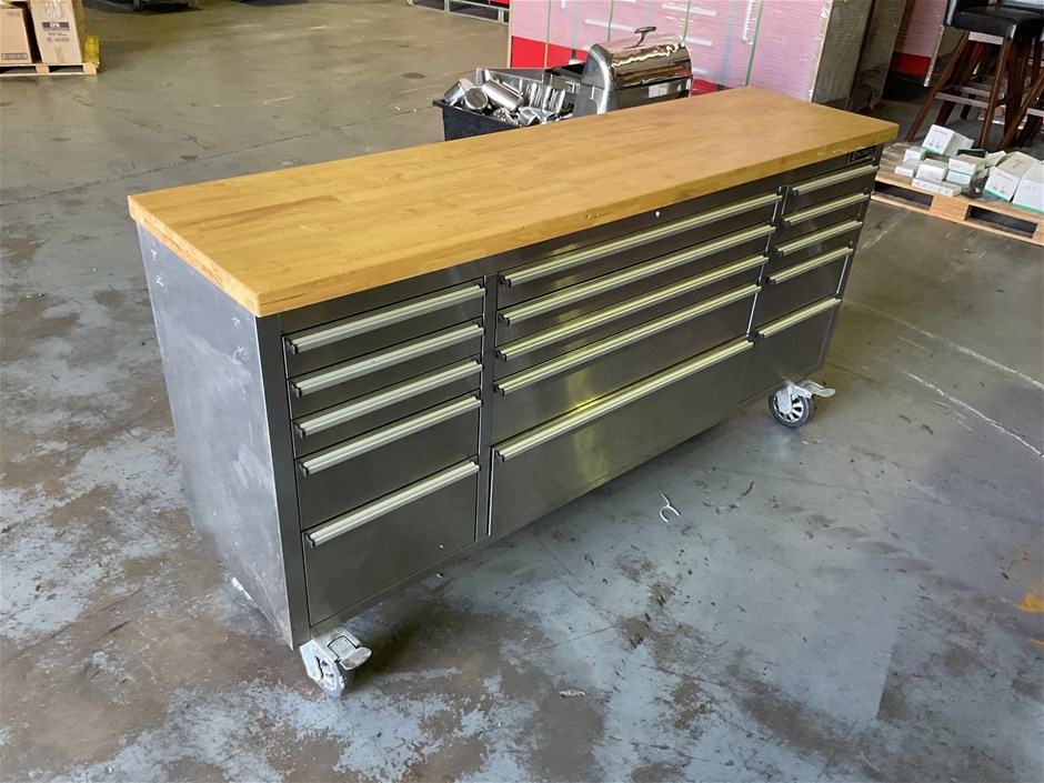Ultimate Draw Unit Filled with Cooking Untensils Auction (0030-8019128 ...