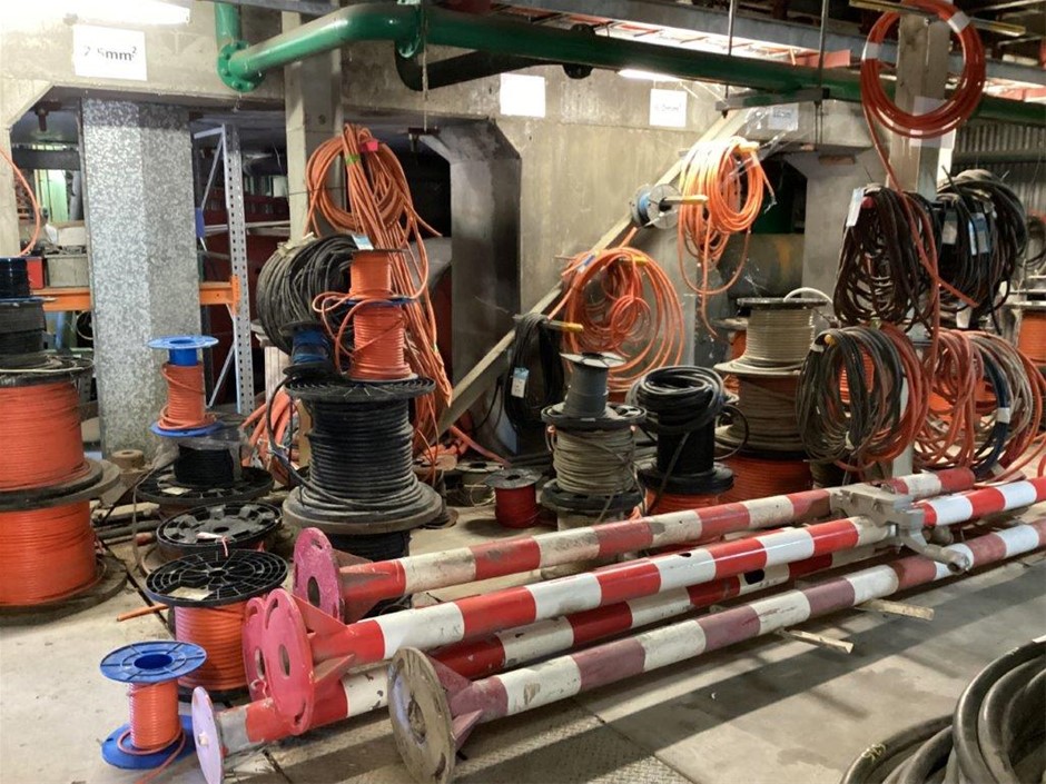 Qty of Various Part Reels of Electrical Cable Auction (0001-7055840 ...