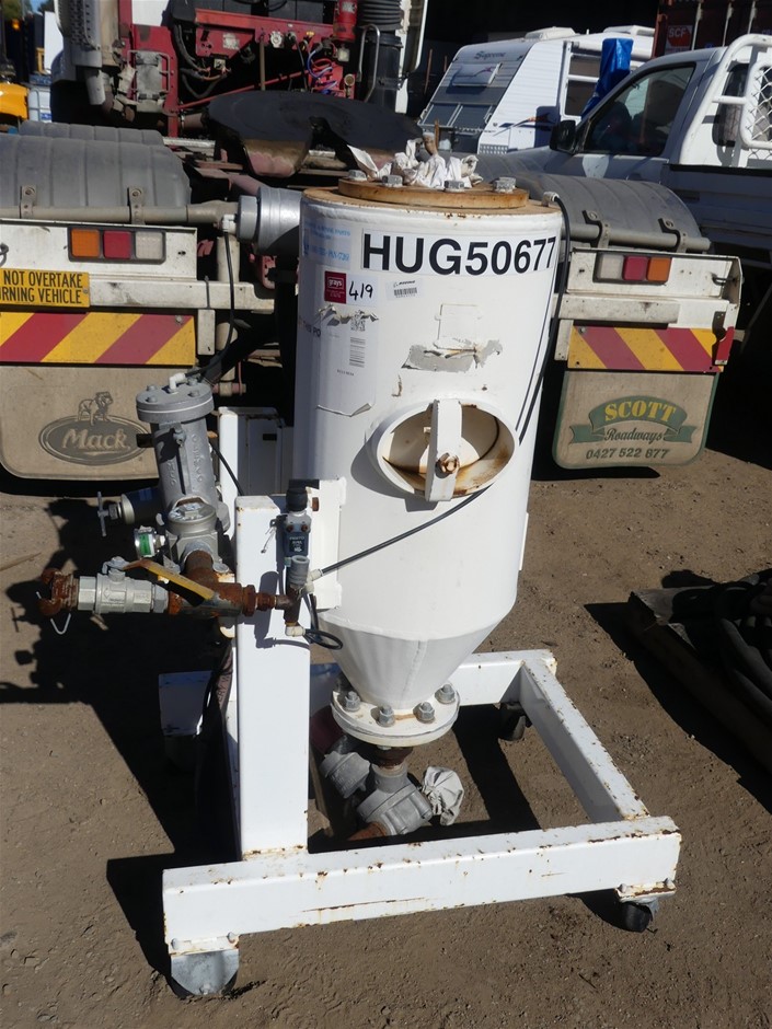 Pan Blasting Equipment Sand Blasting Unit Auction (0419-5057463 ...