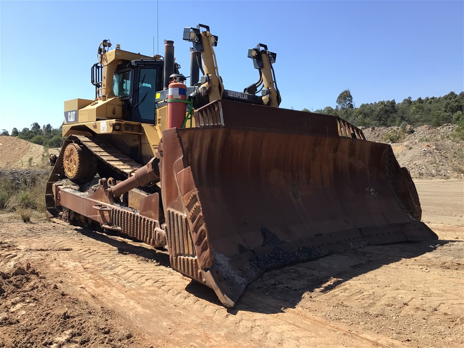2010 Caterpillar D11T Crawler Dozer Auction (0001-7053529) | Grays ...