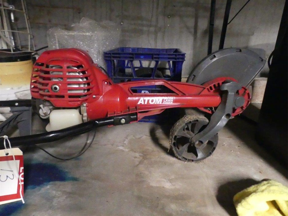 Atom Deluxe Lawn Edger Lawn Edger Auction (0013-5057605) | Grays Australia