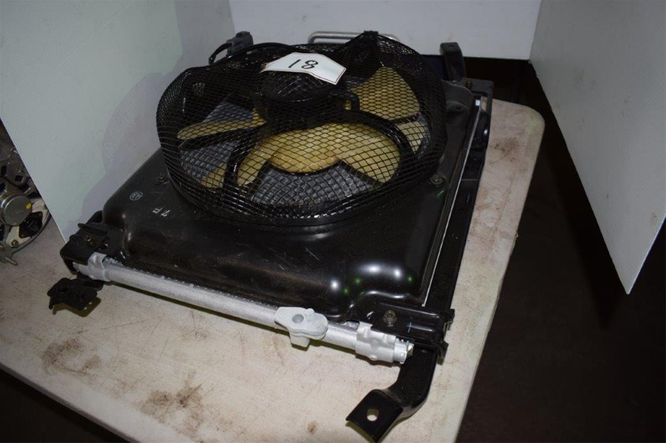 Unused Toyota High Ace Condenser Assembly Auction (0018-9053600 ...