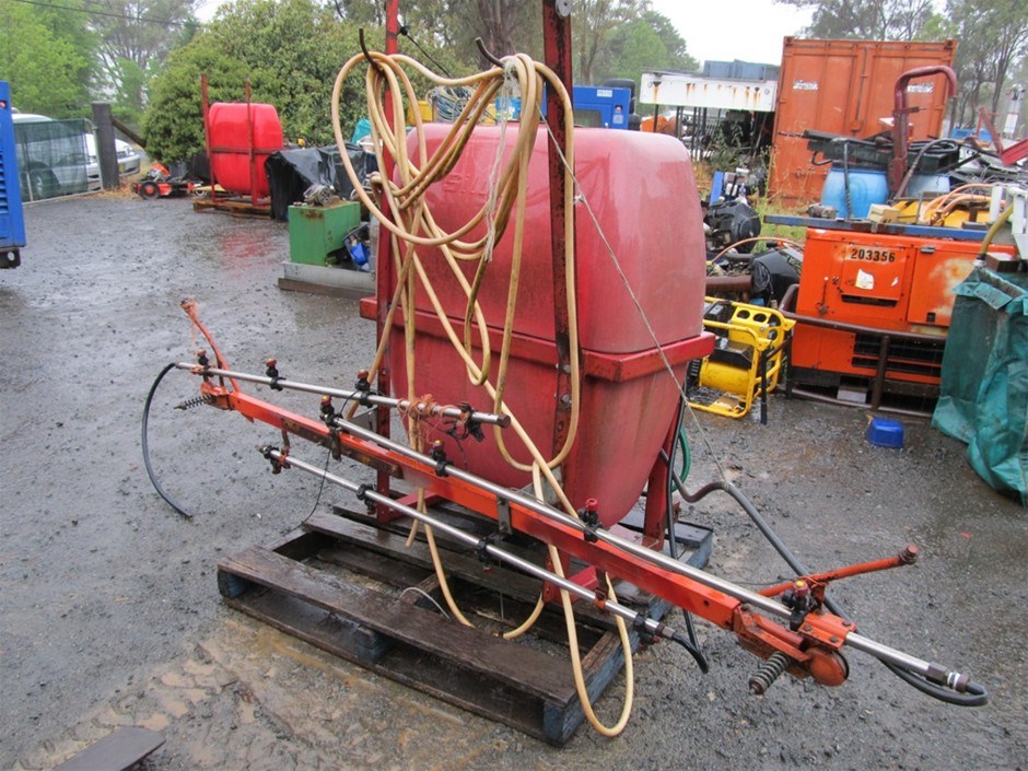 Silvan Boom Spray - approx. 6 metres width, with 400 litre tank. Please ...