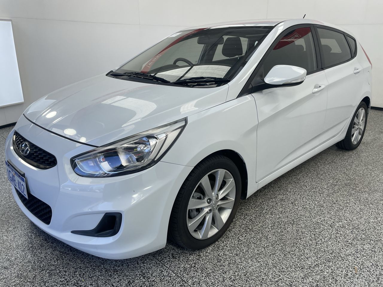2017 Hyundai Accent Sport RB Automatic Hatchback Auction (0001-9053875 ...