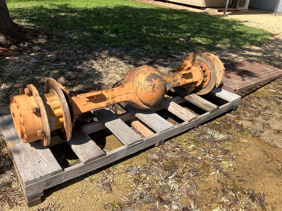 Second hand Case W14 front or rear diff assembly Auction (0072-5057794 ...