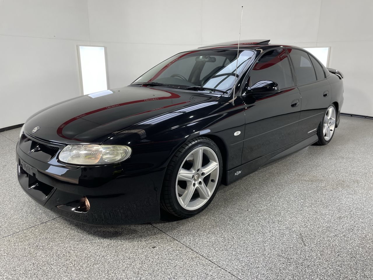 2000 HSV CLUBSPORT R8 VT manual sedan Auction (0001-50709779) | Grays ...