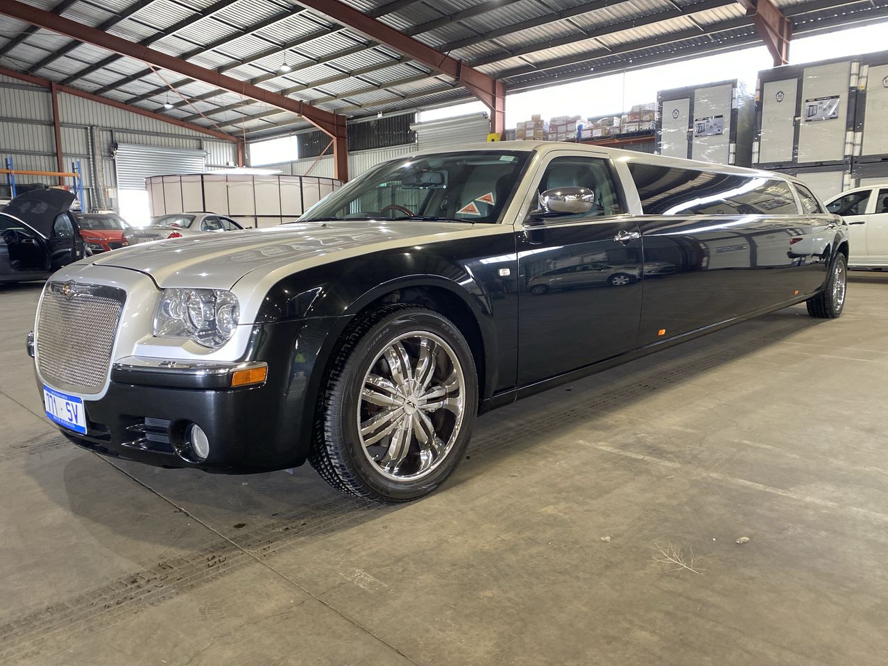 2006 Chrysler 300C LE Automatic Limousine Sedan - reserve lowered ...