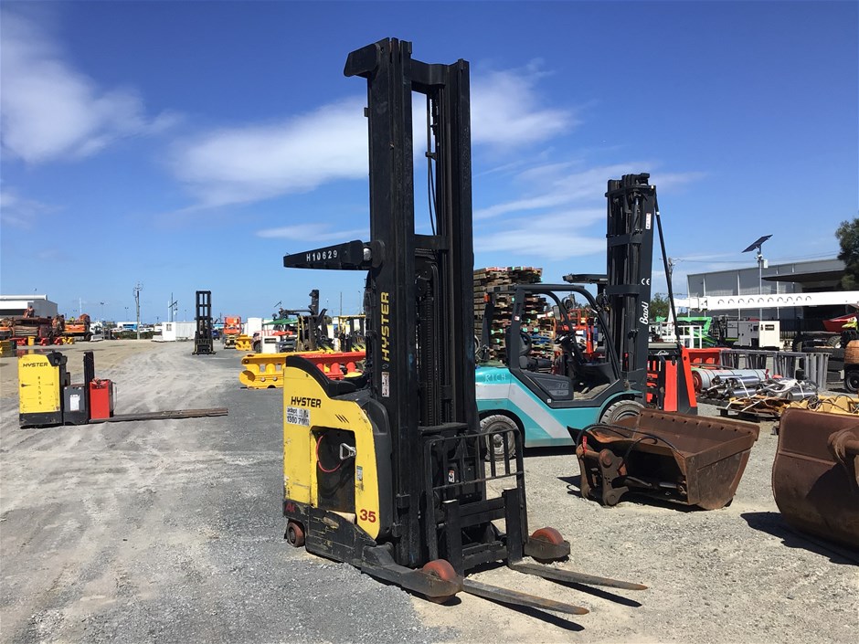 Hyster N35ZDR2-21.5 Reach Forklift Auction (0002-7054791) | Grays Australia