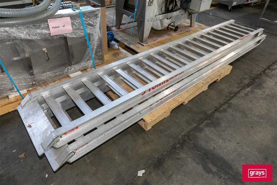 Whipp's Load Master 2x Alloy Plant Loading Ramp Auction (0014-5057944 ...