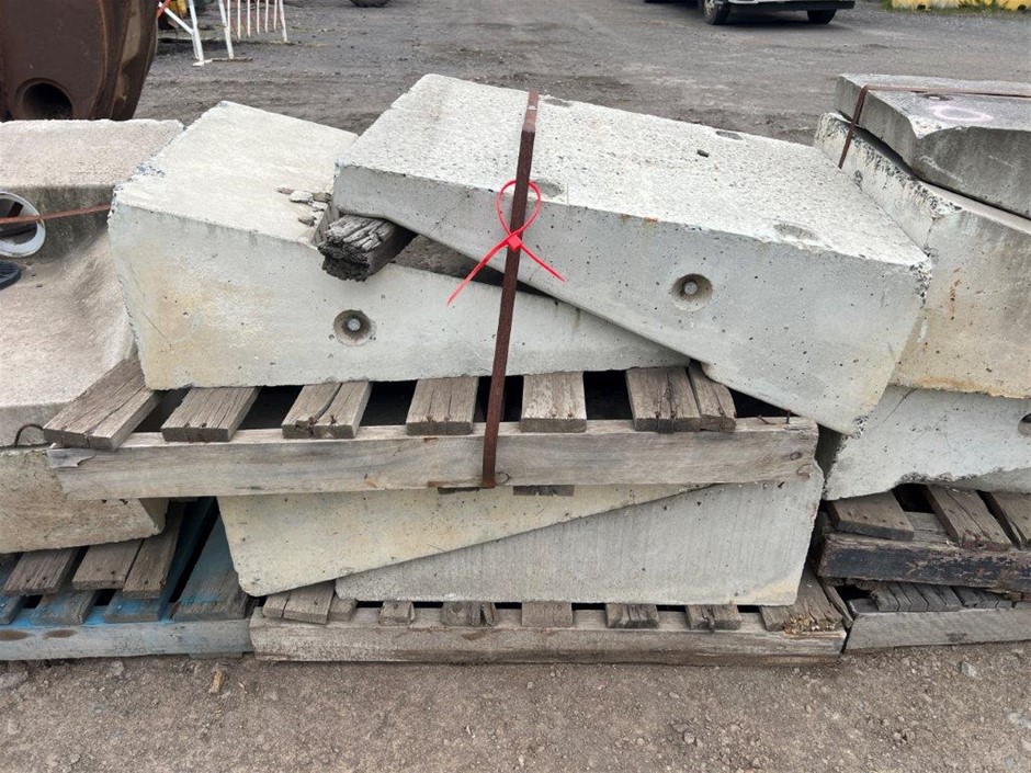 4x Concrete Run Off Drains Auction (0031-3030780) | Grays Australia