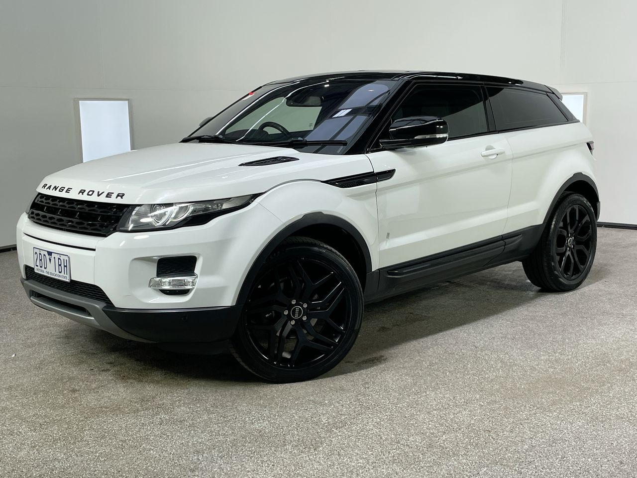 2011 Land Rover Range Rover Evoque Si4 PURE Automatic Coupe Auction ...
