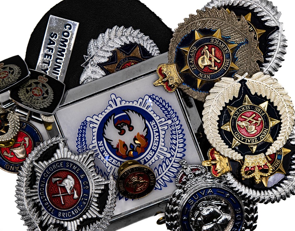 12 x NZ assorted Fire Service gilt & enamel badges/memorabilia Auction ...