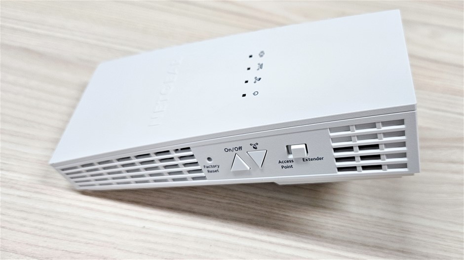 Netgear AC1900 WiFi Mesh Extender (EX6400v3) Auction (0064-3030844 ...