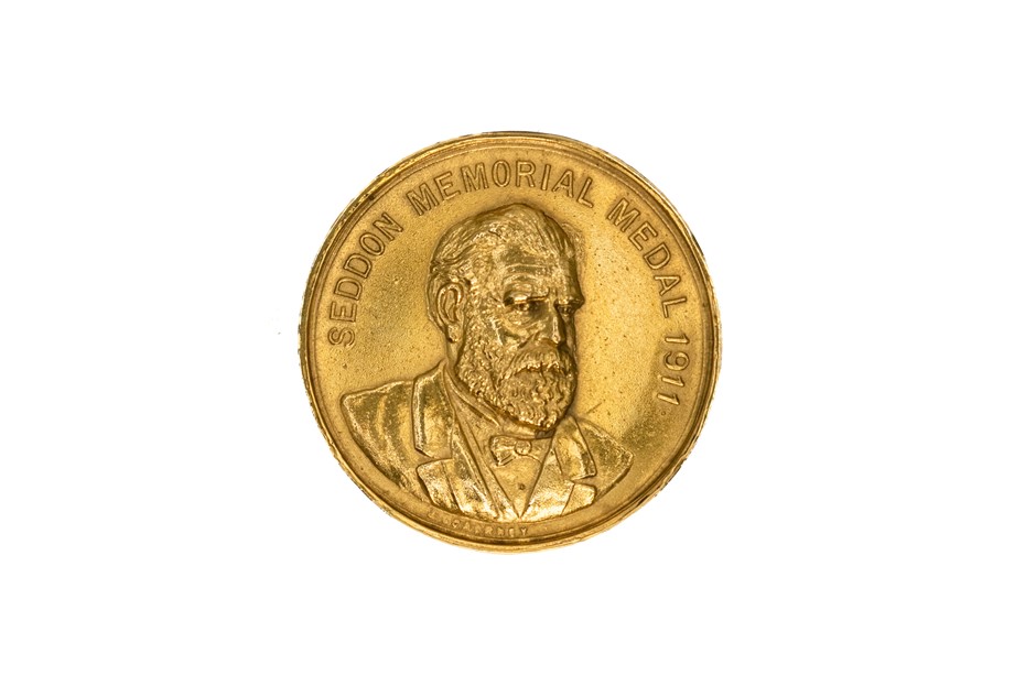 1917 NZ Seddon Memorial Medal 'Grey District Schools 18Ct Gold medal ...