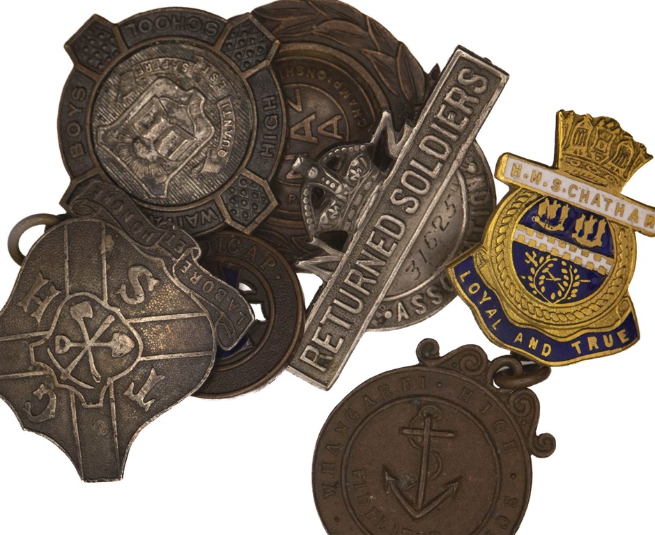 7 x Assorted NZ Badges. incl. 1 x HMS Chatham Badge by Young & Co ...
