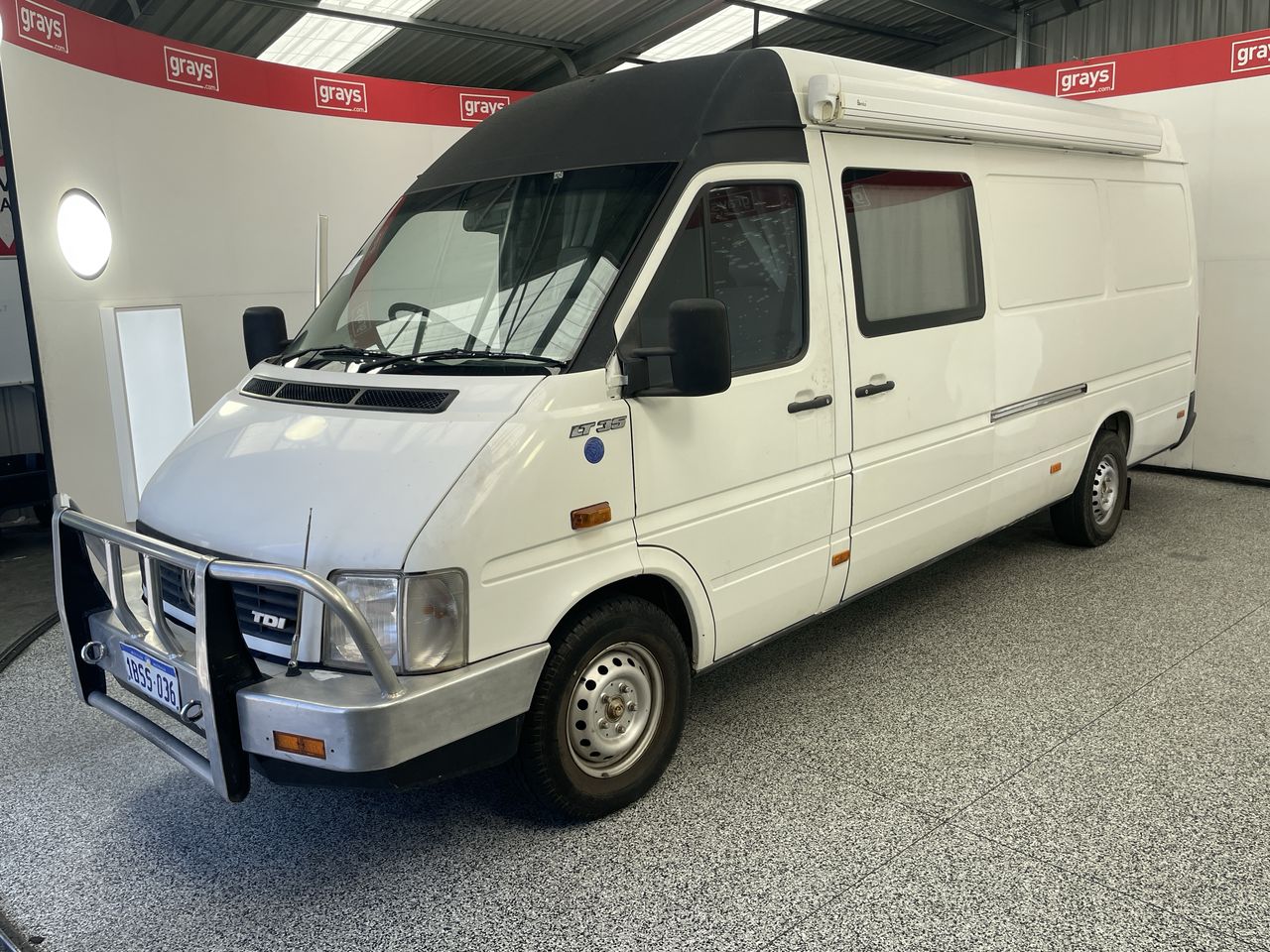 2004 VOLKSWAGEN LT 35 MWB TURBO DIESEL MANUAL VAN (CONVERTED) NO ...