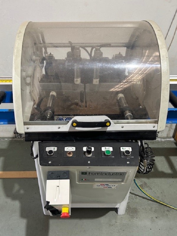 No Reserve - Panda 400 Up-Feed Blade Sawing Machine