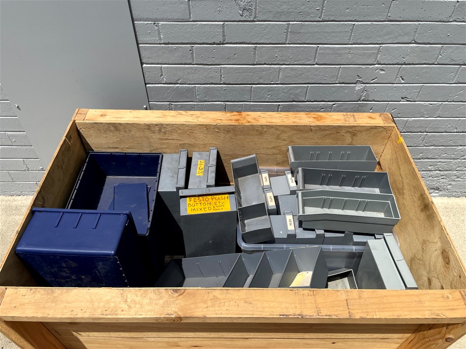 Assorted Sorting Tubs Auction (0044-5058492) | Grays Australia