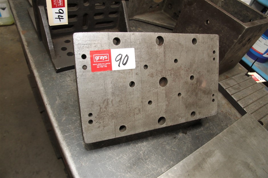 Steel Machine Adjustable Angle Plate Auction (0090-5058494) | Grays ...