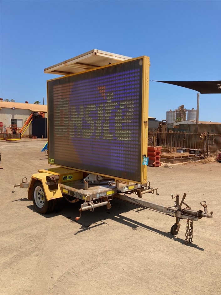 2012 Bartco VM-C-5C-ASM Variable Message Sign - C-Size - Colour - Radar ...