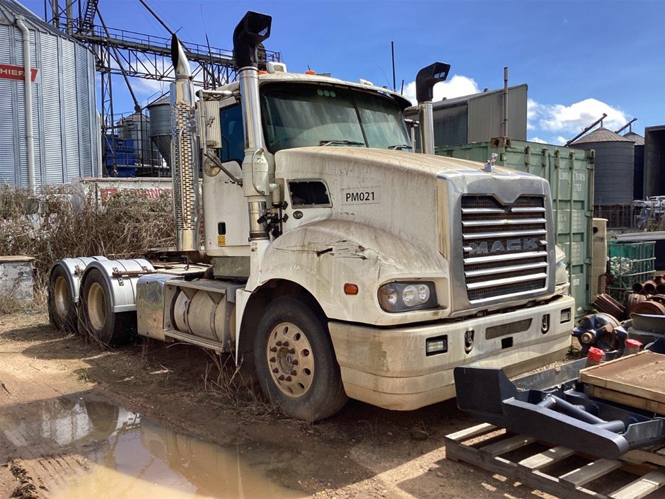 2014 Mack Trident CMHT 6 x 4 Prime Mover Truck Auction (0038-7055042) | Grays Australia