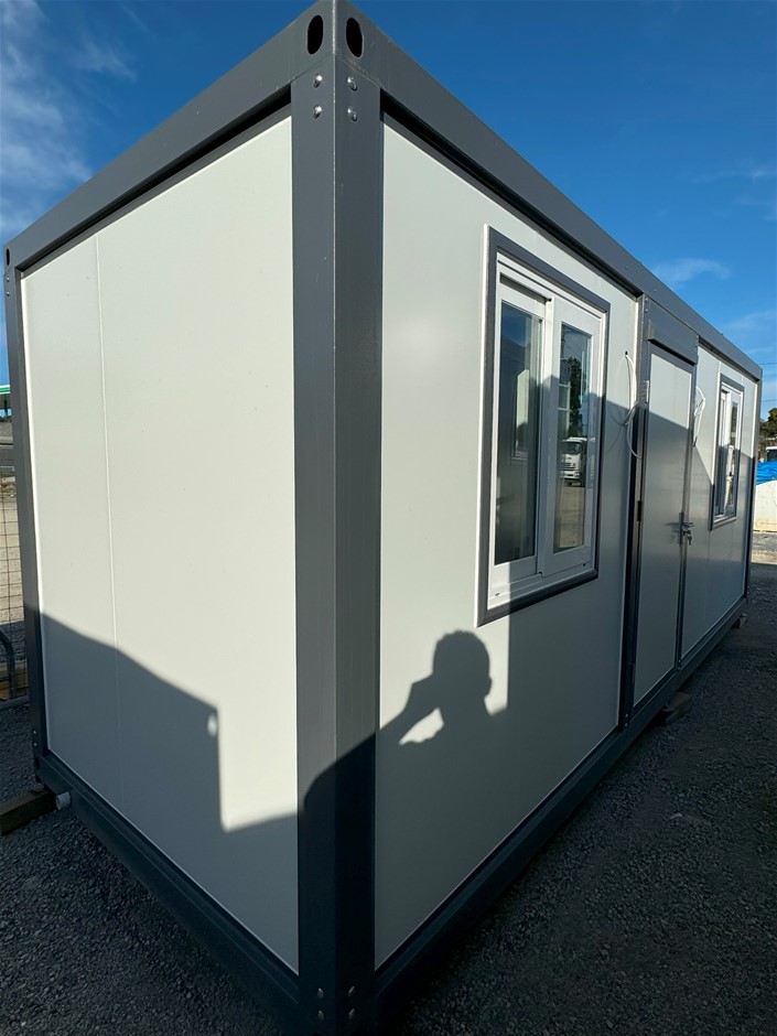 Unused Portable Cabin incl. Kitchenette, Bathroom, Bedroom and Living ...