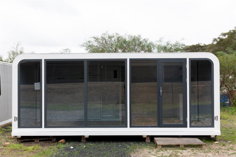 Demo 2024 Extra-Large Versatile Pod Studio Auction (0001-5058754 ...