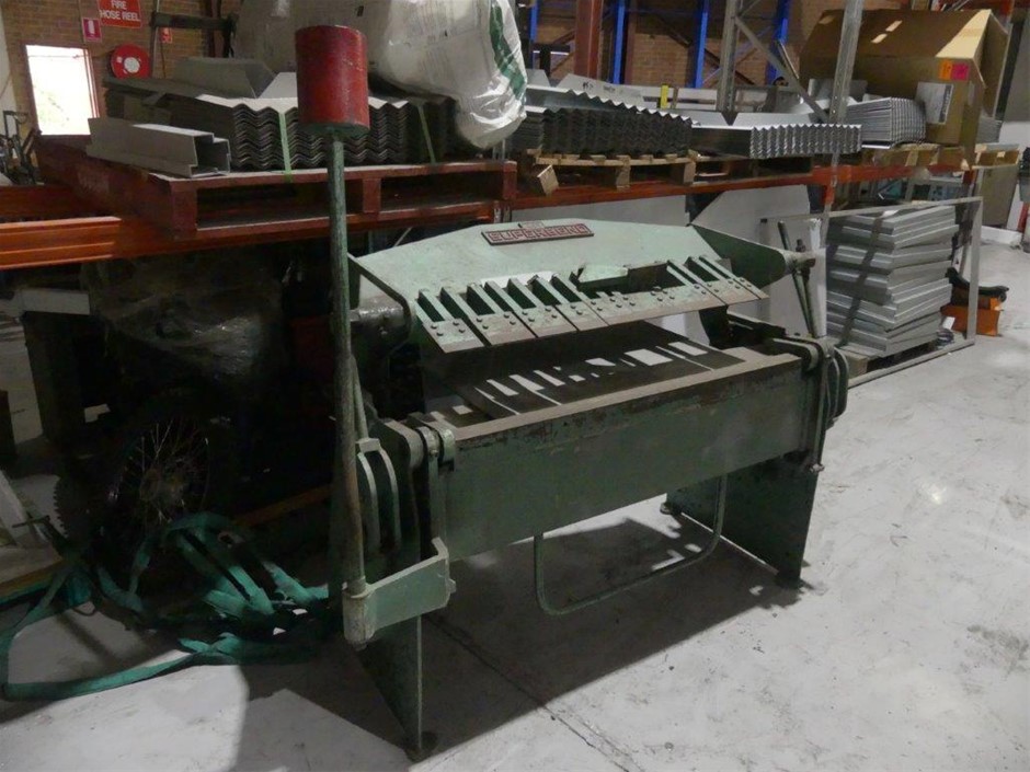 ACY Superbend Manual Pan Brake Folder Auction (0012-5058781) | Grays ...