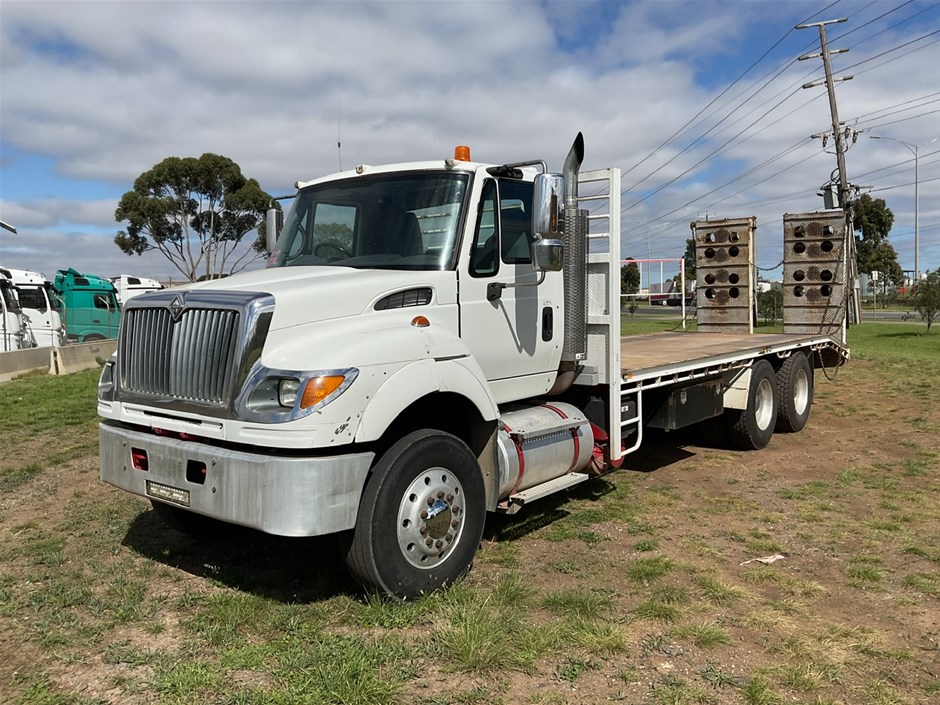 2007 International 7000 Series 6 x 4 Beavertail Truck Auction (0001 ...