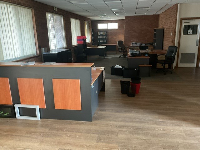Contents Of Main Office Auction (0097-9056554) | Grays Australia