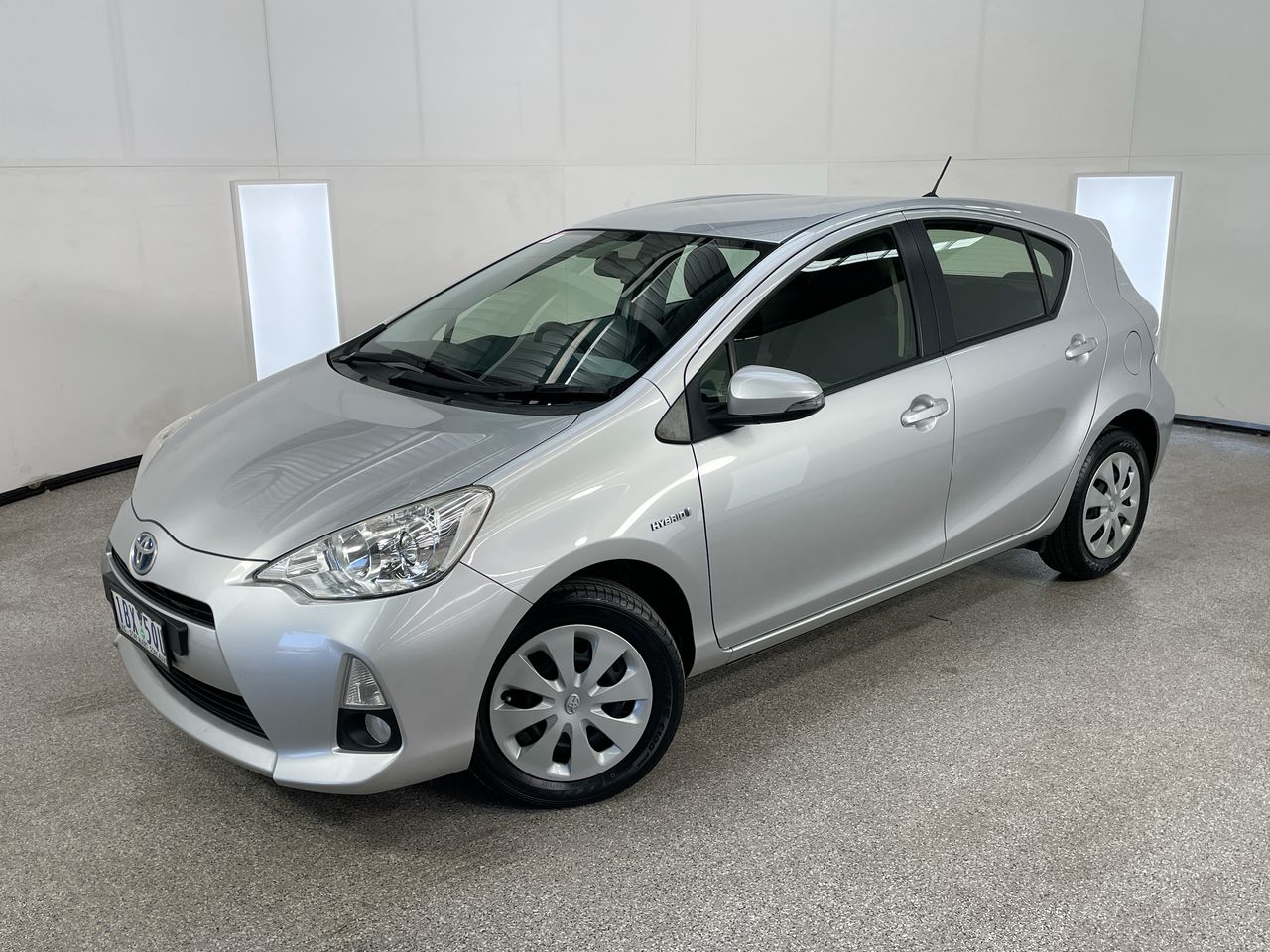 2014 Toyota Prius-C NHP10R CVT Hatchback Auction (0001-21041616 ...