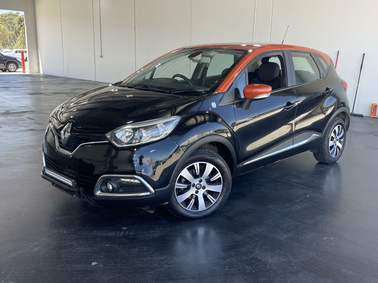 2015 Renault CAPTUR Expression Automatic Wagon Auction (0001-21041903 ...