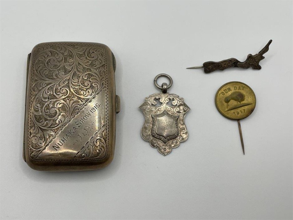 4 x Commemorative items incl. medal/pins & Nuhaka Show silver card case ...