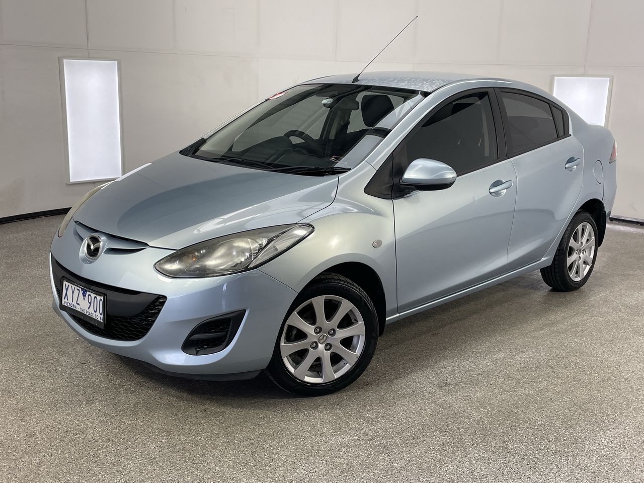 2010 Mazda 2 Maxx DE Automatic Sedan Auction (0001-21042997) | Grays ...