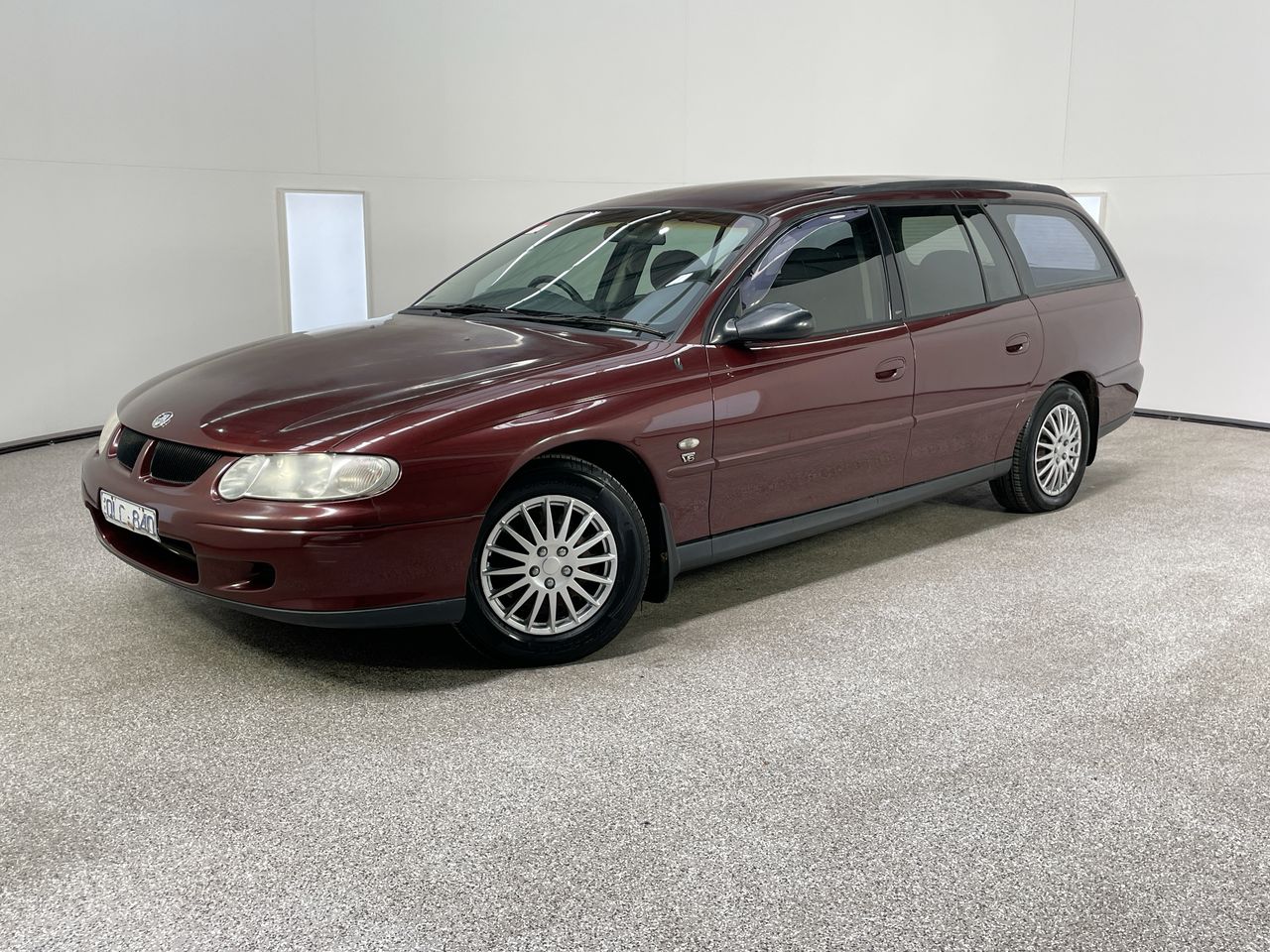 2001 Holden Commodore Acclaim VX Automatic Wagon Auction (0001-21043113 ...