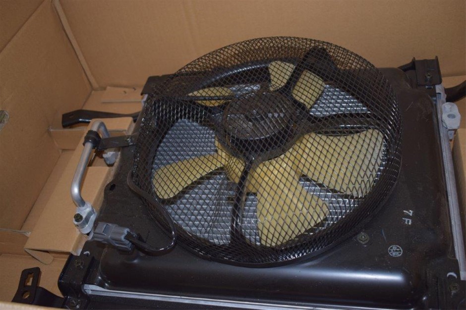 Toyota HiAce Cooling Condensor Assembly Auction (0027-9056741) | Grays ...