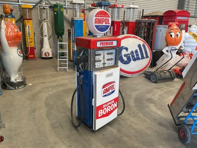Ampol Converted Fuel Bowser With Fridge Auction (0001-9056887) | Grays ...