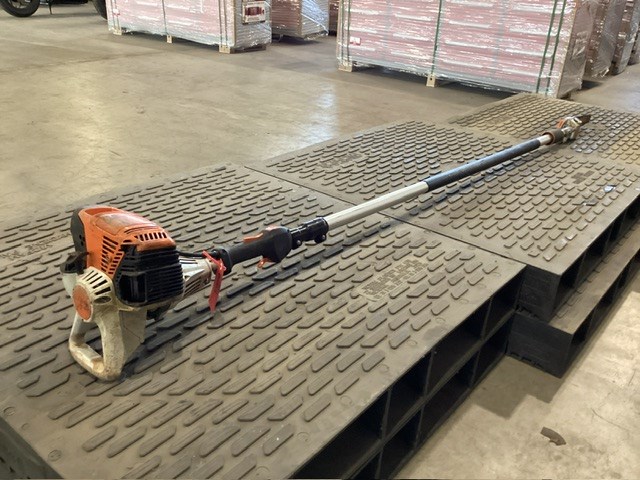 Stihl HT 133 Pole Saw Auction (0030-8019990) | Grays Australia