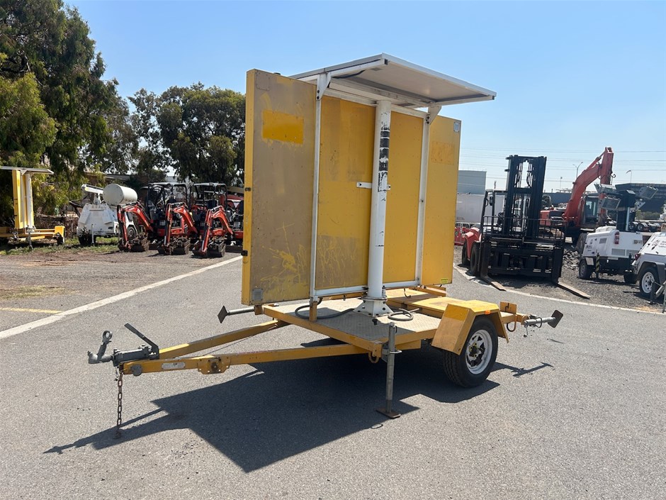 2009 Bartco LED Colour VMS Board Auction (0029-3032033) | Grays Australia