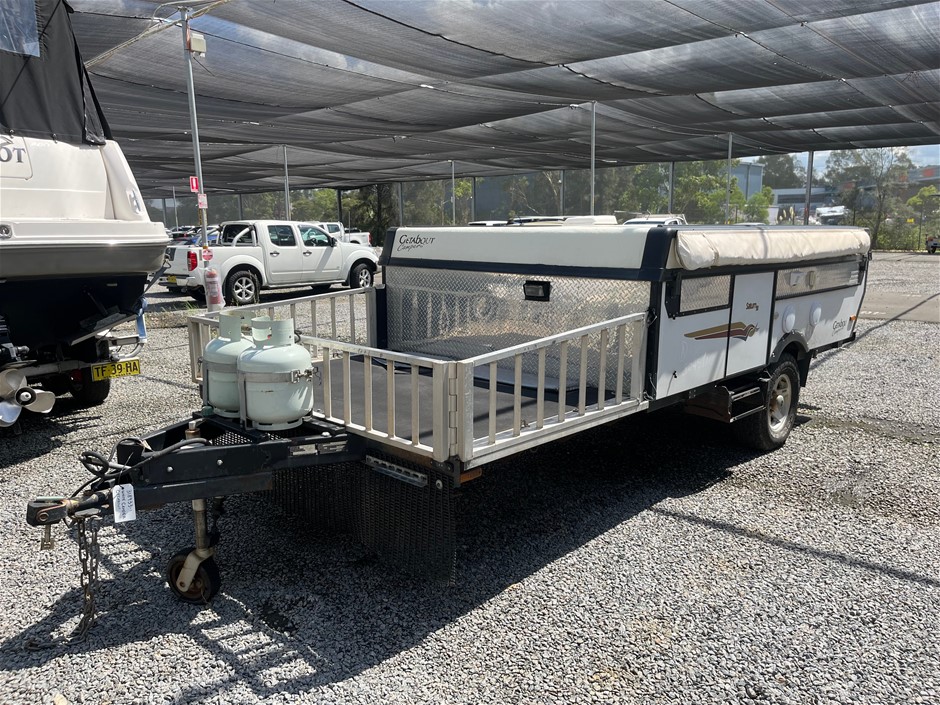 2008 Getabout Saturn S2 Camper Trailer Auction (0001-10347567) | Grays ...