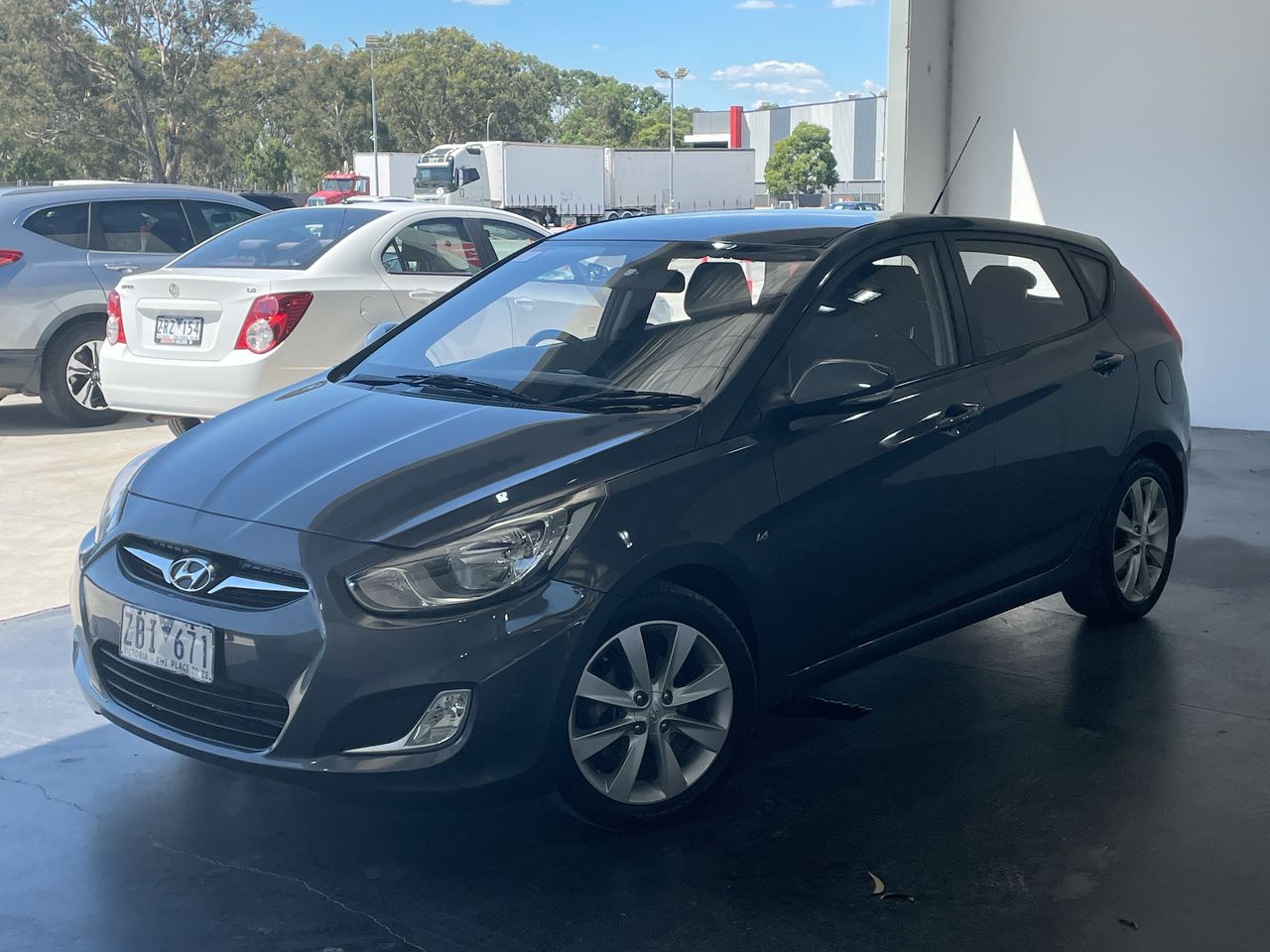 2012 Hyundai Accent Elite RB Automatic Hatchback Auction (0001-21044317 ...
