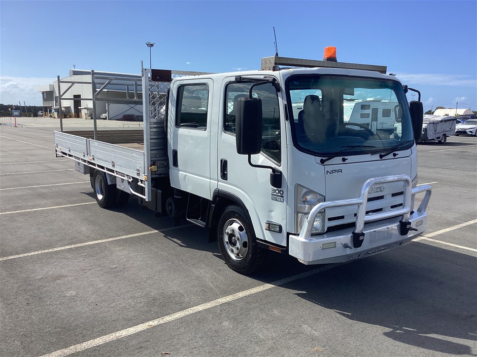 Isuzu NPR 300 4 x 2 Tray Body Truck (82,204kms) (Ex. Corp)